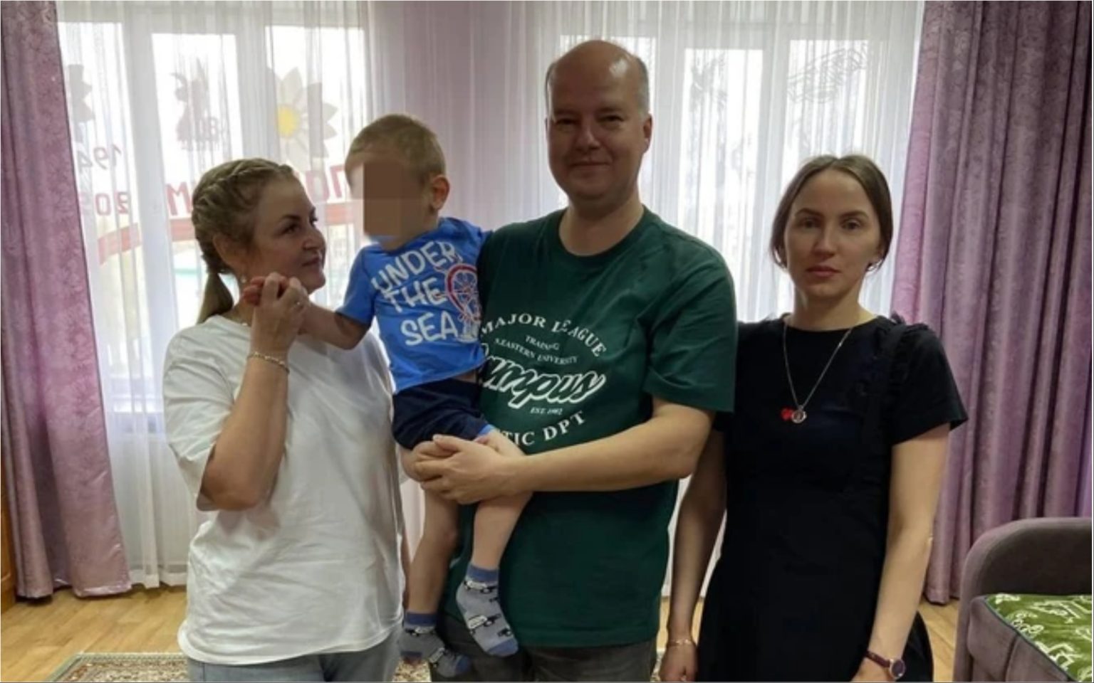 Denis kojega je majka napustila pronašao obitelj koja ga voli
